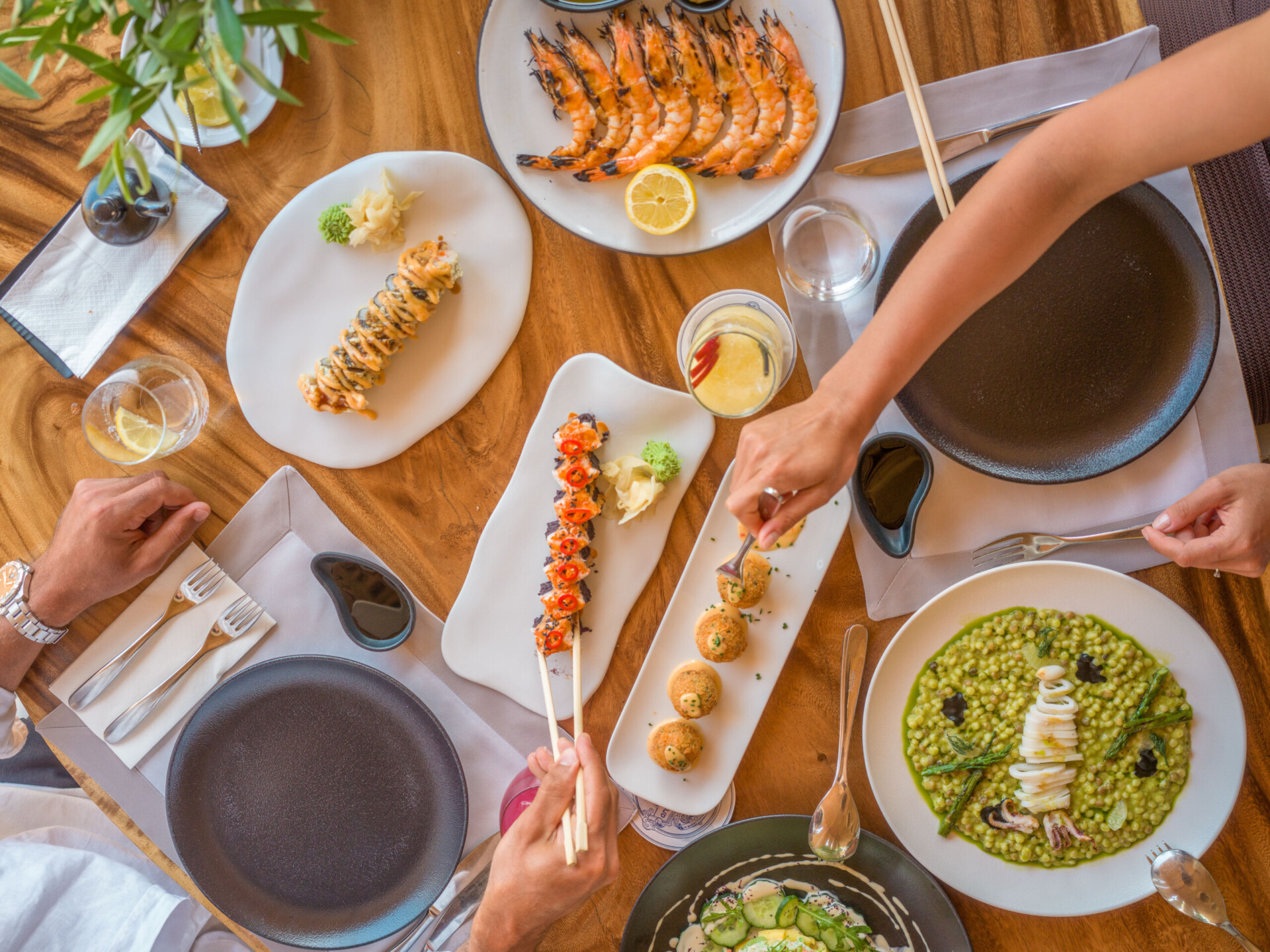 Pasaji Restaurant Ornos Beach | Mykonos Blanc Hotel